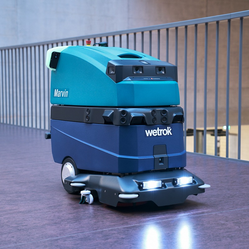 PRVI HIBRIDNI ČISTILNI ROBOT NA SVETU | Makom
